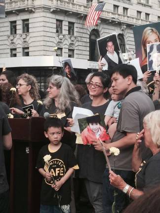 Hundreds Attend Vigil for Traffic Victims